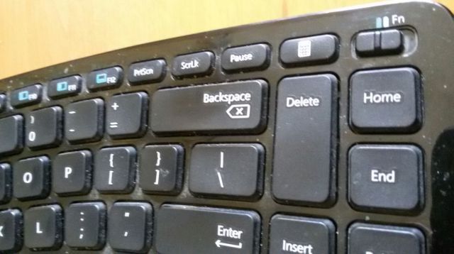 Keyboard Corner: Microsoft Sculpt Ergonomic Desktop | Signs & Symptoms ...